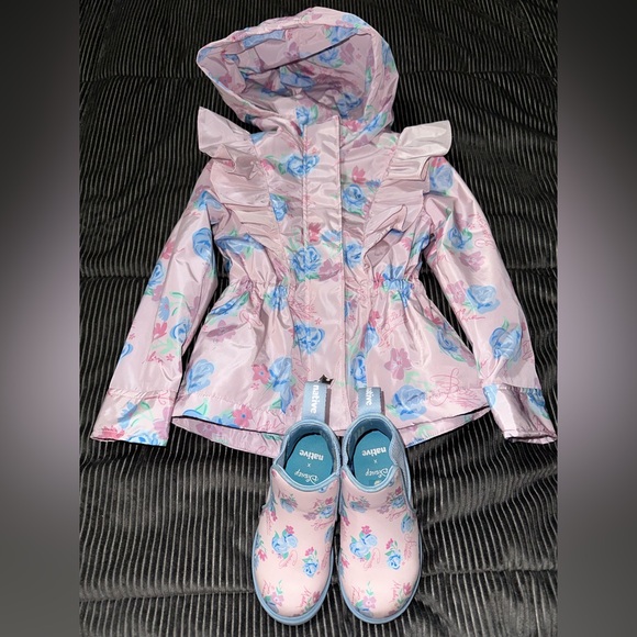 Native | Other | Disney Princess Native Boots Toddler Size 8 And Disney ...